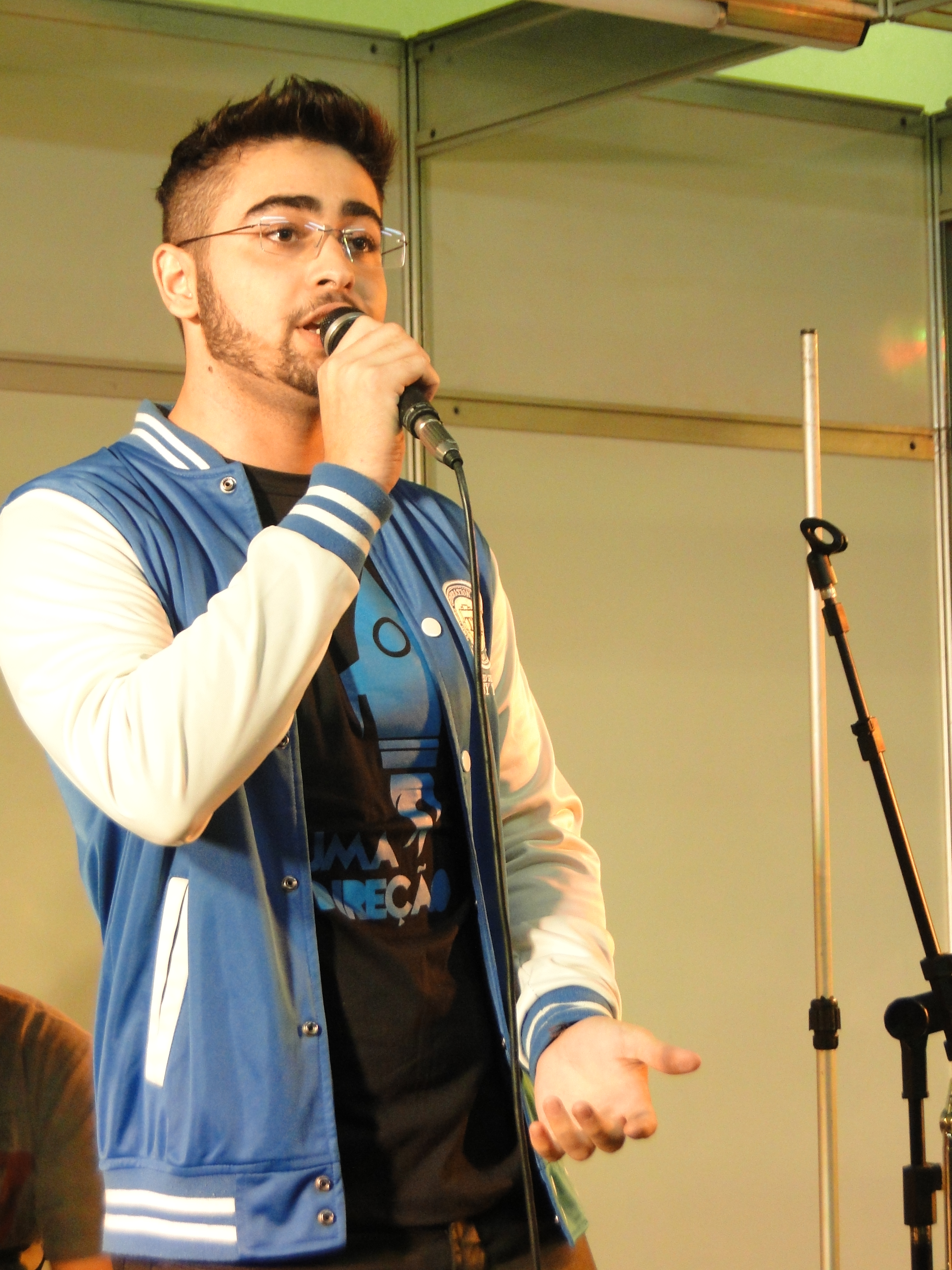 Matheus Miranda fala sobre seu CD: "Quero ser útil nas mãos do Senhor ...