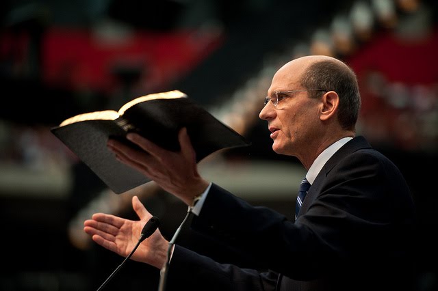 Pastor Ted Wilson é nomeado para segundo mandato como presidente ...