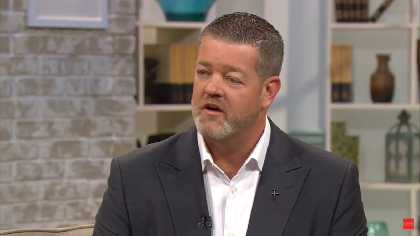 Preso aos 17 anos após uma briga, homem se converte: “Chamei Jesus e ...